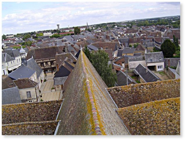Photos de la ville de Brou, bord de l'Ozanne, son église |28 |brou.net